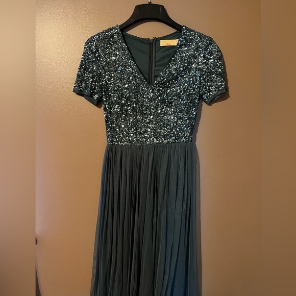 Maya | Dresses | Maya Deluxe V Neckline Embellished Sequin Midi Dress ...